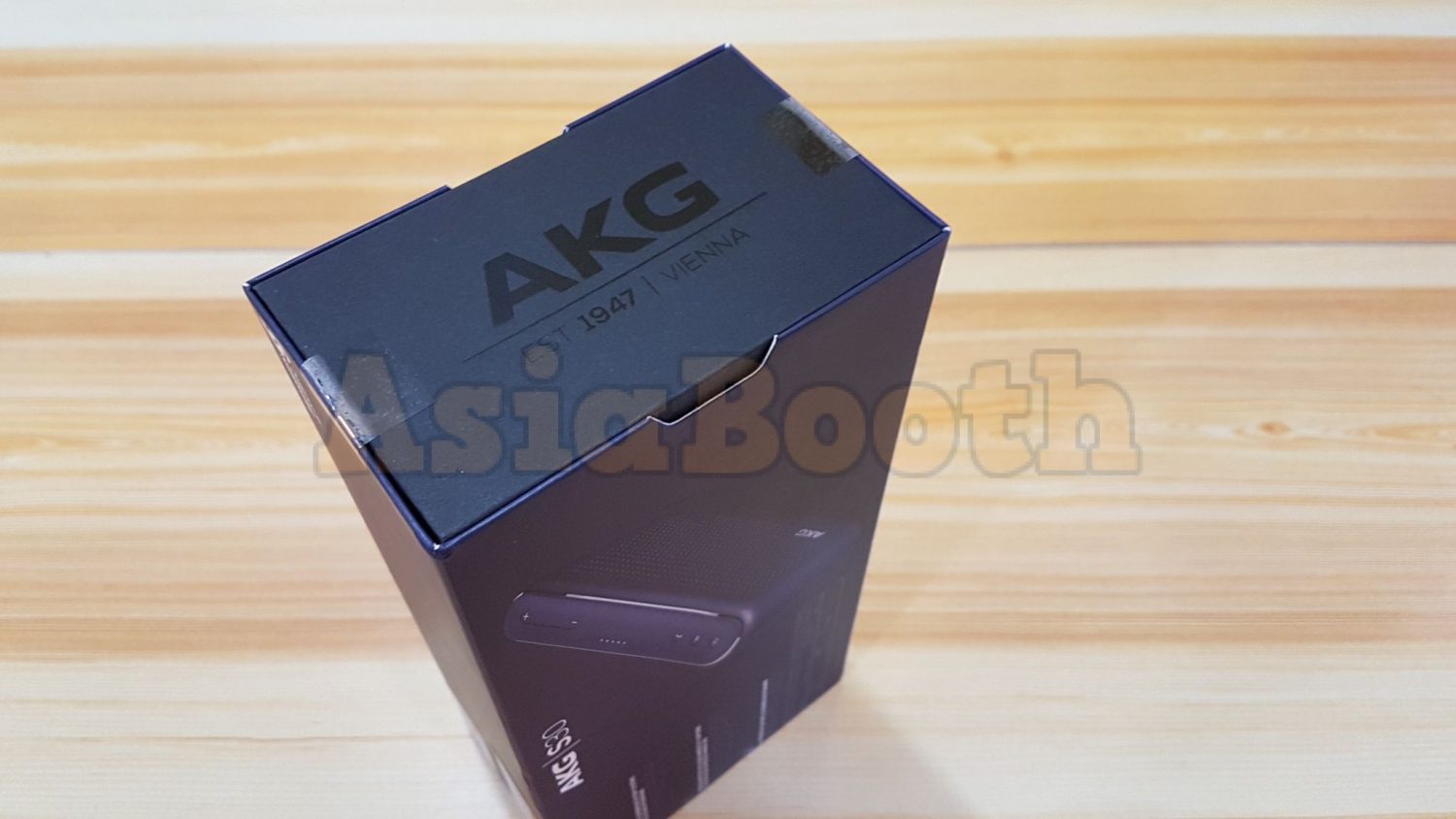 AKG S30 All In One Travel Wireless Bluetooth Speaker - Asia Booth