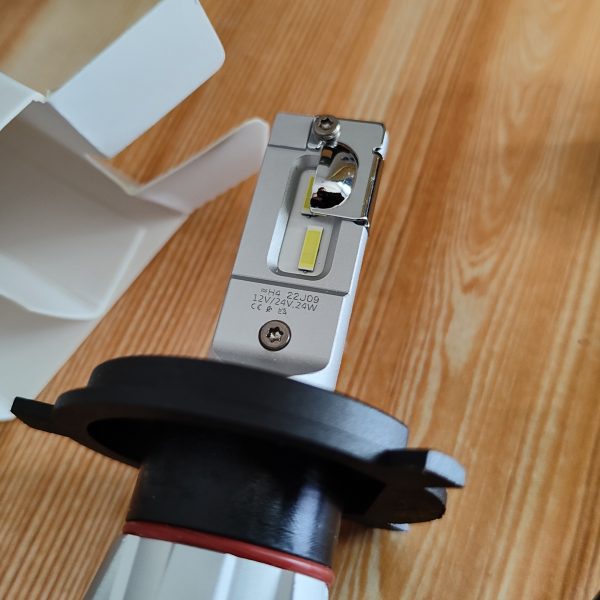 HELLA Car LED Headlight Retrofit - LED-HL H4 6500K - Asia Booth